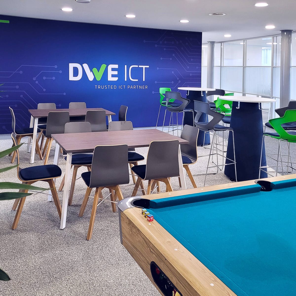 DWE-ICT - TOC kantoorinrichting